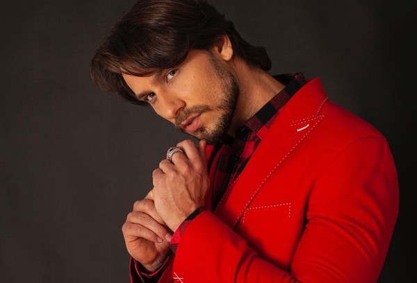 Ex-BBB Elieser lista seus cuidados de beleza: ‘Botox, massagem ...