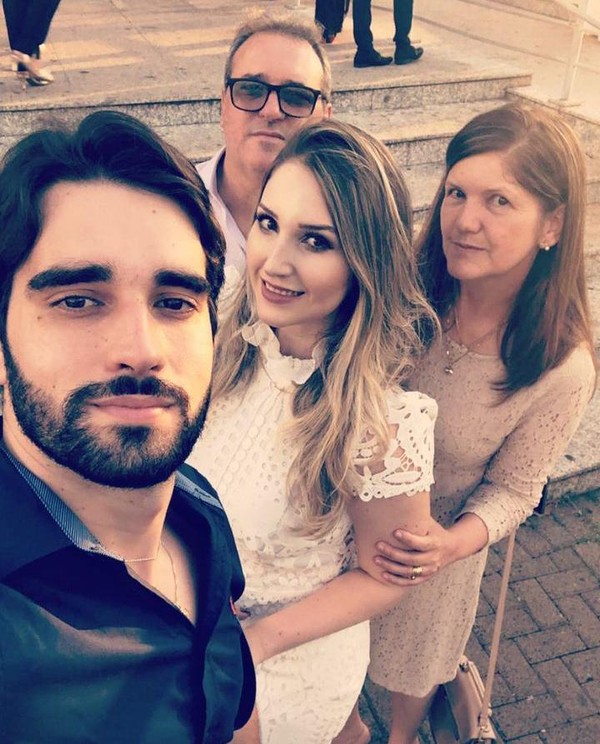 Amanda Durante's Instagram, Twitter & Facebook on IDCrawl