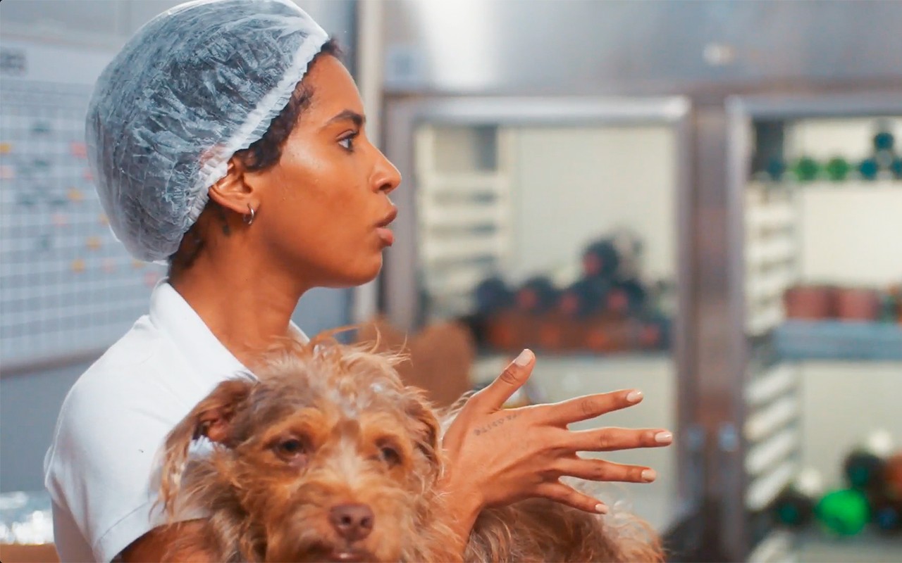 Coração Acelerado: entenda o passado de Eduarda, personagem de Gabz na ...