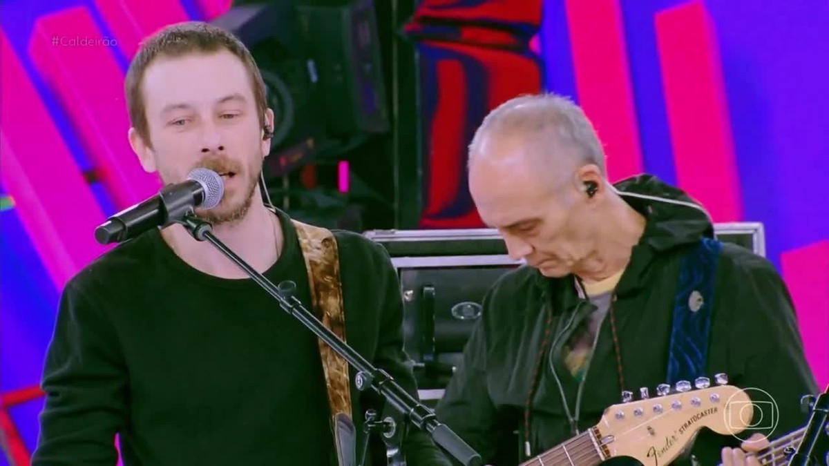 Beto Lee homenageia Rita Lee e relembra prisão da mãe: 'Eu estava na ...