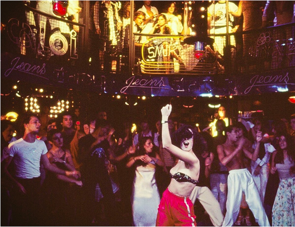 Dancin’ Days: disco music e meias de lurex de Sônia Braga chegam ao ...