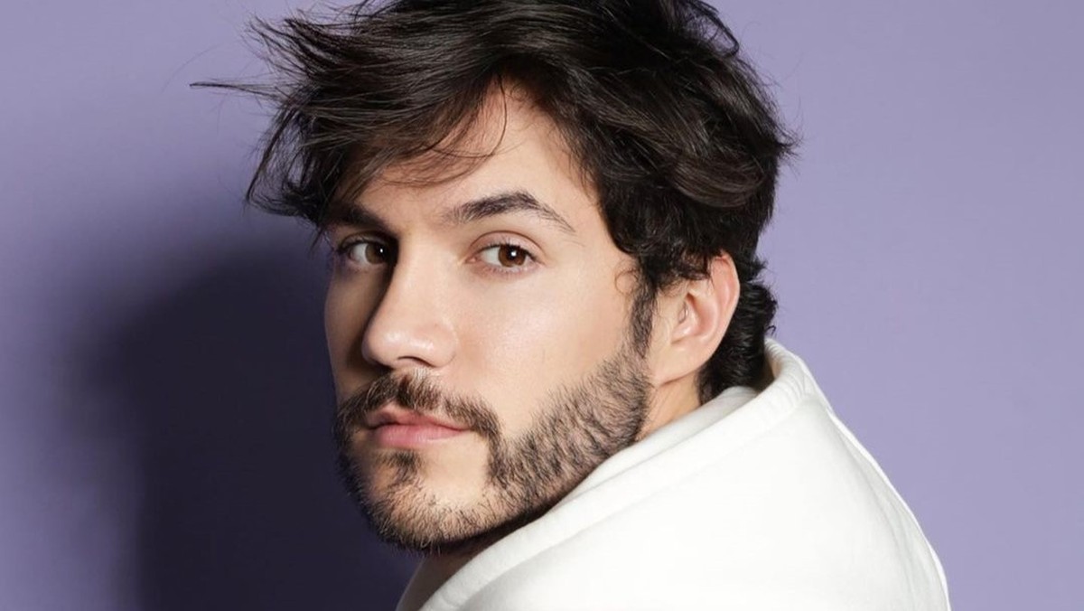 Eliezer comemora resultado de tratamento dentário; veja o antes e ...