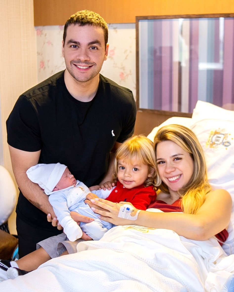 Luccas Neto anuncia nascimento do segundo filho e escolhe nome de ...