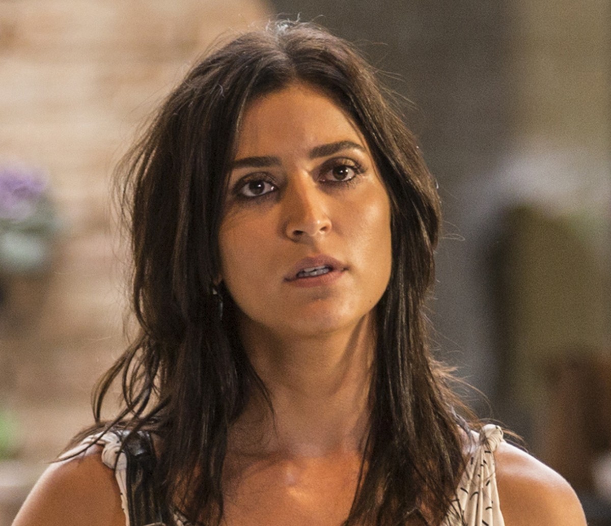 Carol traz nova pista que pode ajudar Mario na investigação contra César