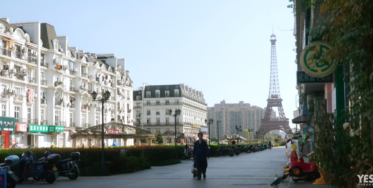 Olimpíadas: China tem cidade-réplica impressionante de Paris; conheça ...