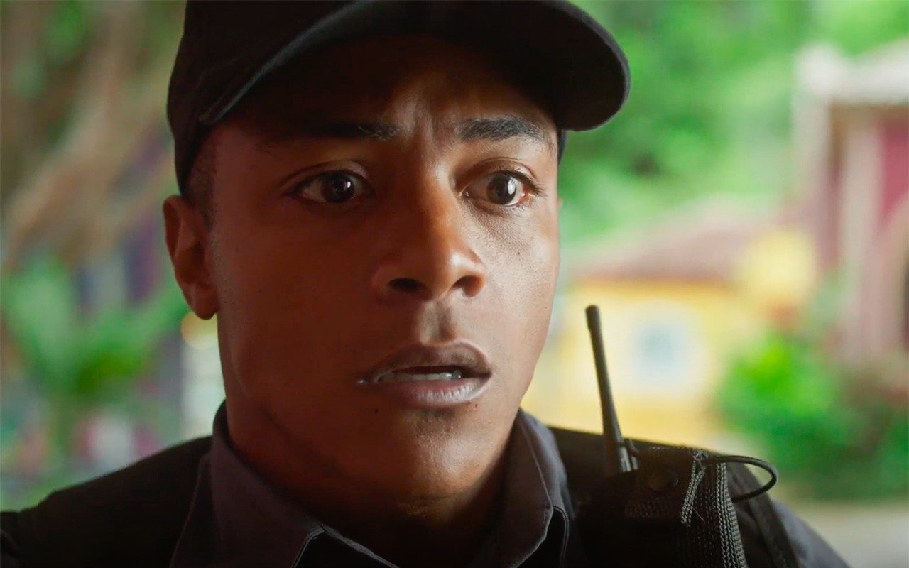 Dona de Mim: Marlon ajuda mulher que faz sinal universal de socorro e ...