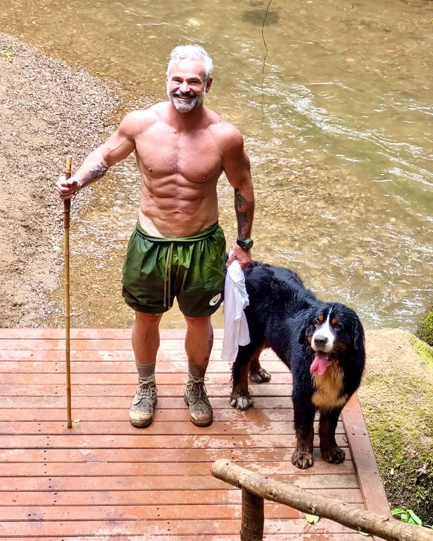 Lembra dele? Galã dos anos 90, conta segredo para ter corpo musculoso | Gshow