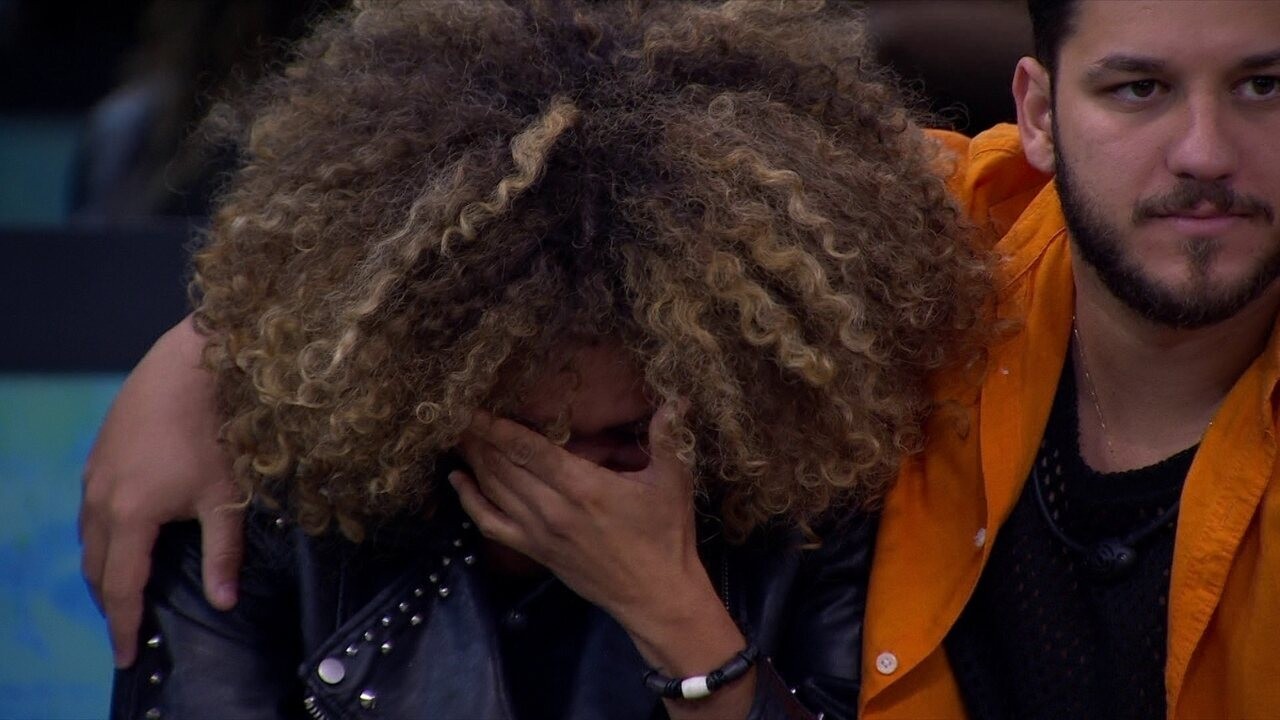 Jam Session no Estrela da Casa: Sarah Beatriz leva Leidy às lágrimas ...