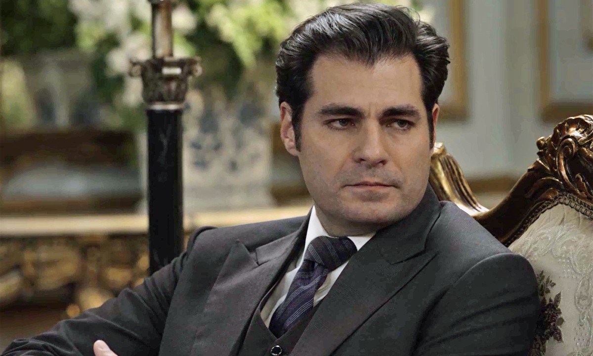 Darcy revela missão secreta a Charlotte | Gshow