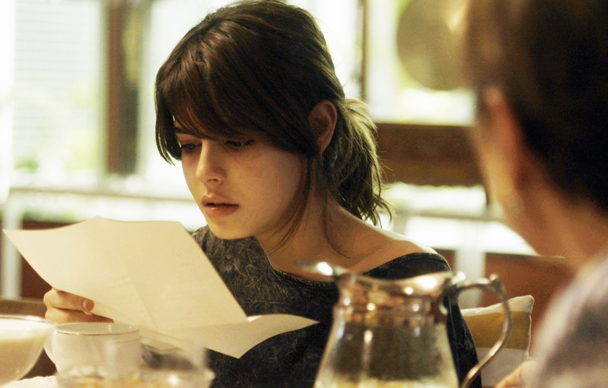 Nanda recebe a notícia que um amigo morreu de Aids | vem por aí | gshow