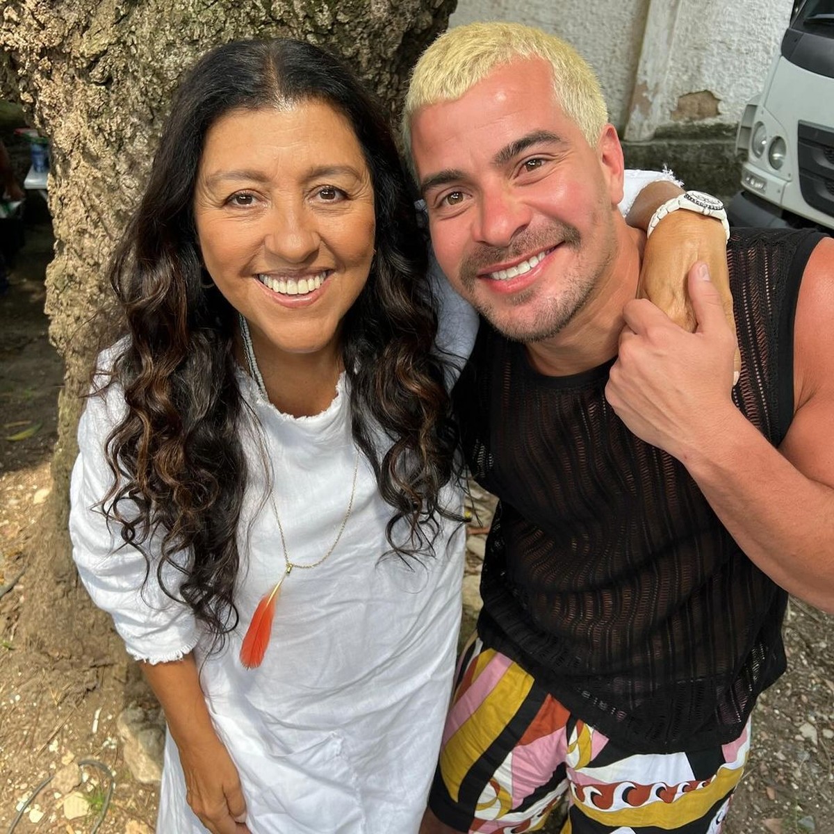 Regina Casé Mostra Fotos Dos Bastidores De Dona Lurdes O Filme