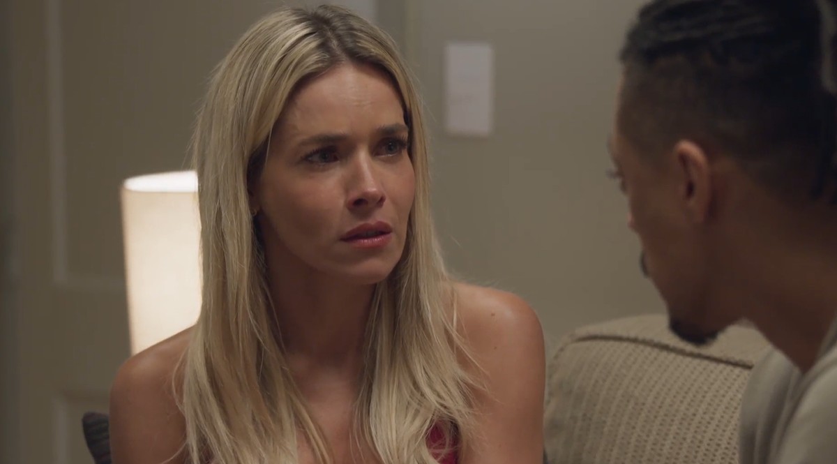 Monique Alfradique avalia relacionamento de Érica, em Elas por Elas ...