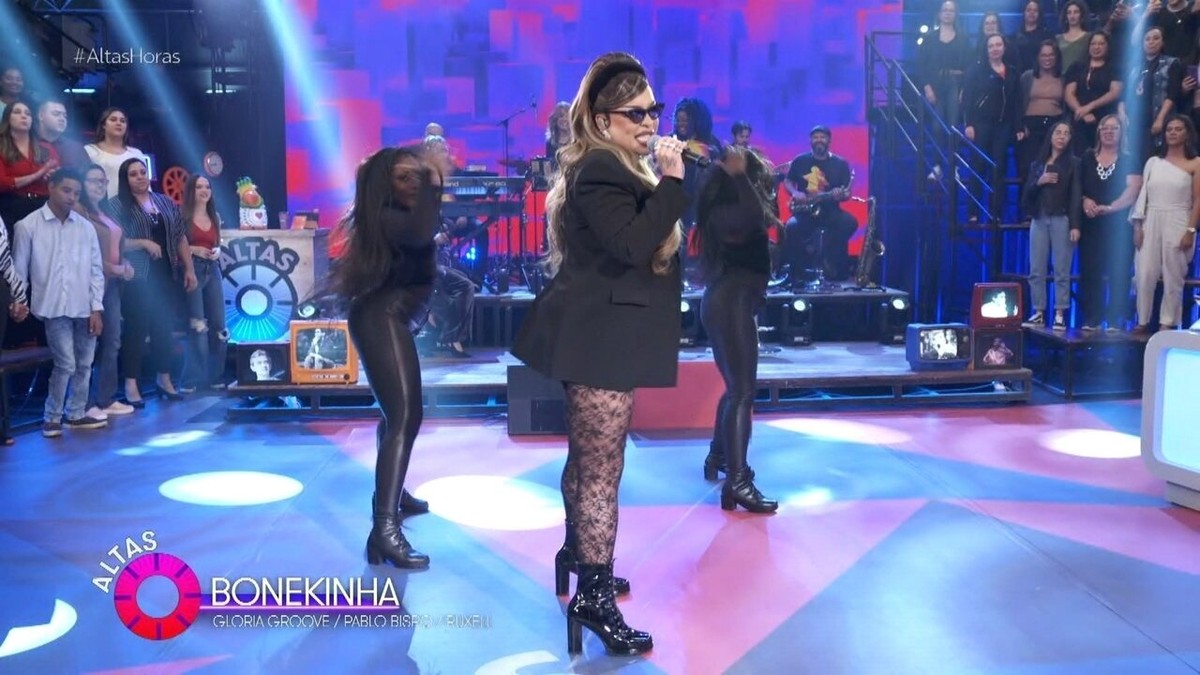 Renata Lo Prete mostra que é fã de Gloria Groove e aparece 'soltinha ...