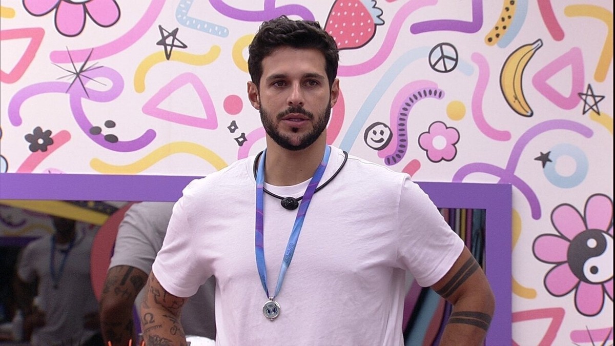 Rodrigo, do BBB 22, dispara: 'Sou sua primeira opção?' | tempo real | gshow