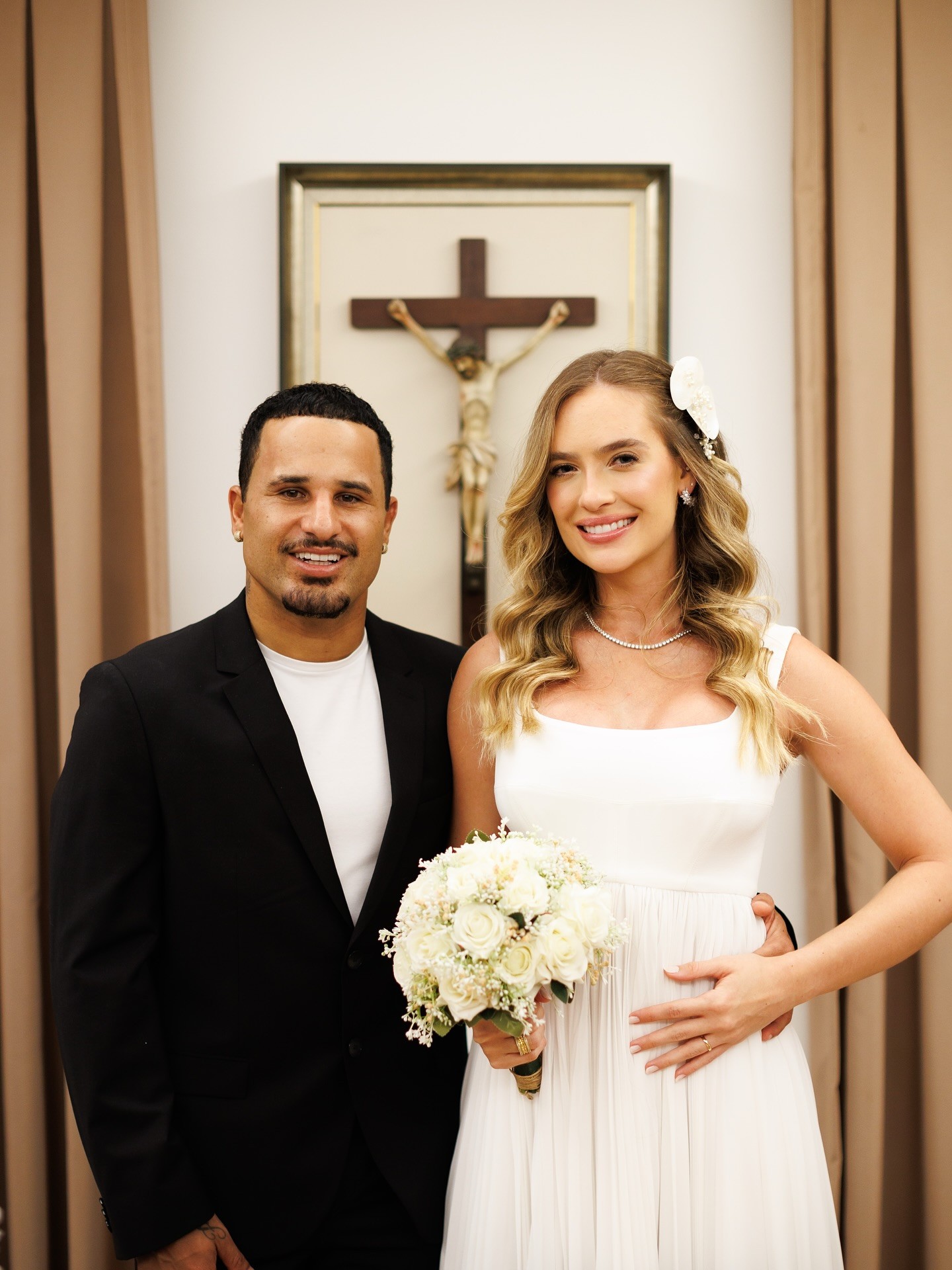 Surfista Italo Ferreira casa com a nutricionista Sofia Larocca, grávida do atleta | Gshow