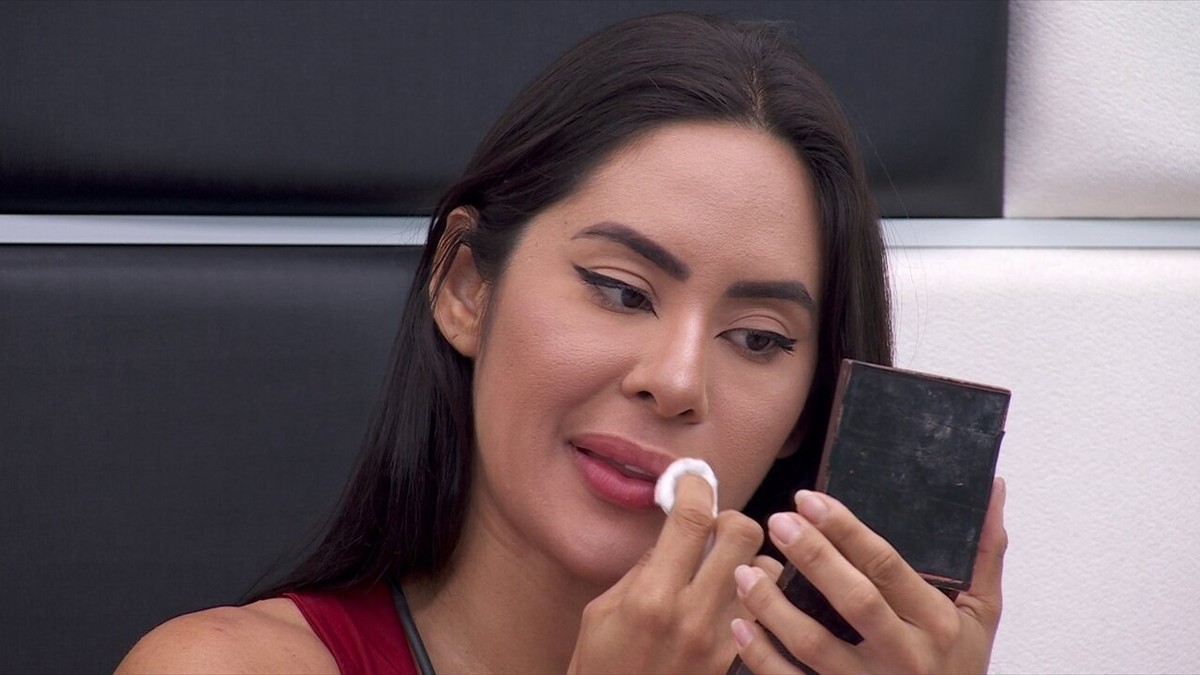 No BBB 24, Isabelle chama Matteus de 'príncipe' e dispara: 'Era melhor ...