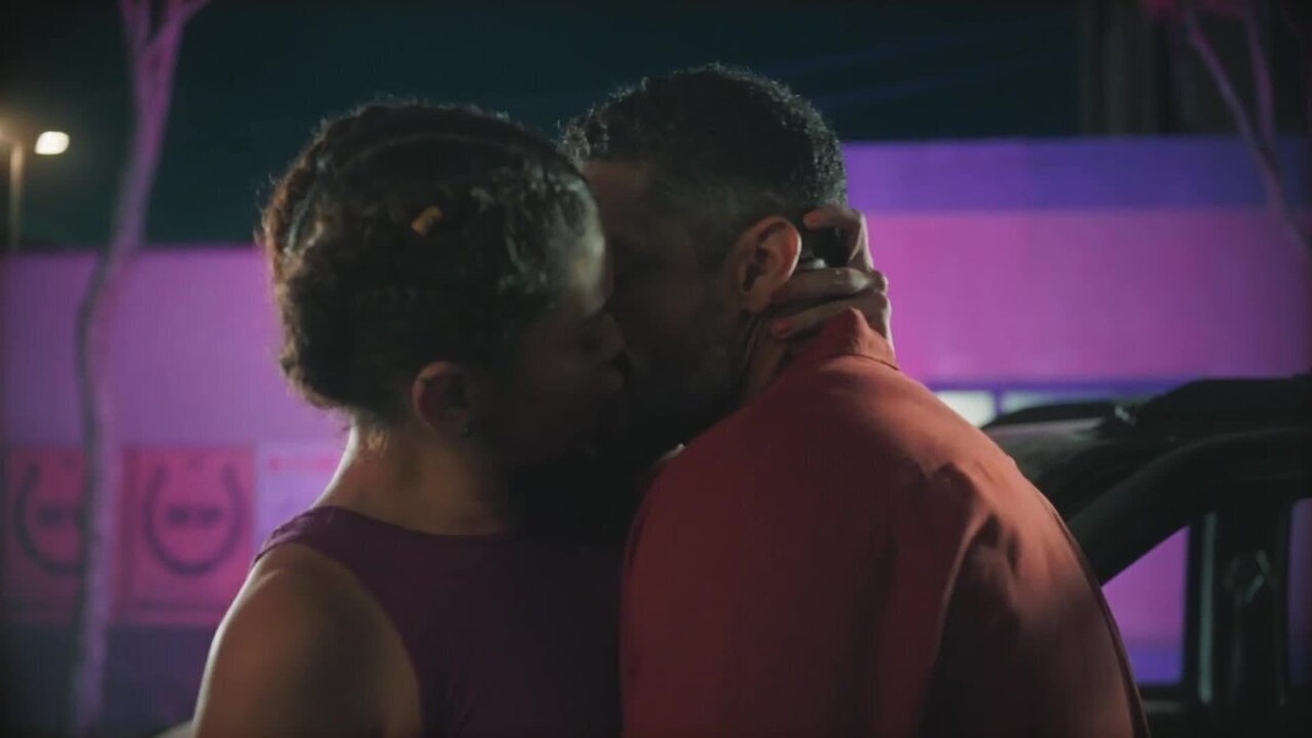 Terra e Paixão: fãs vibram com beijão de Jonatas e Nina e torcem pelo novo casal | Terra e ...