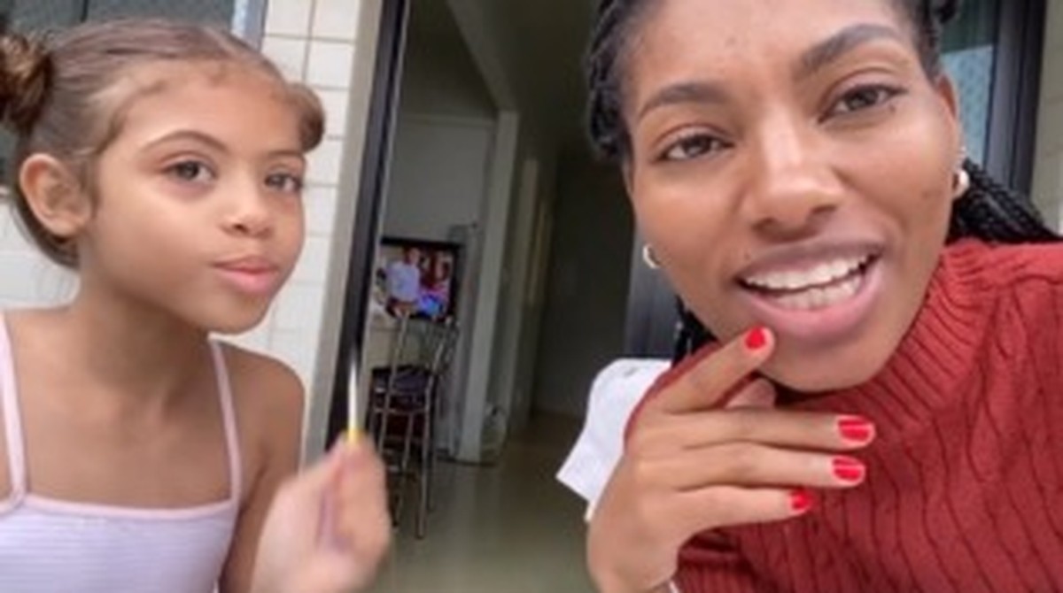 Tina Calamba compartilha registro raro de rotina com as filhas após BBB ...