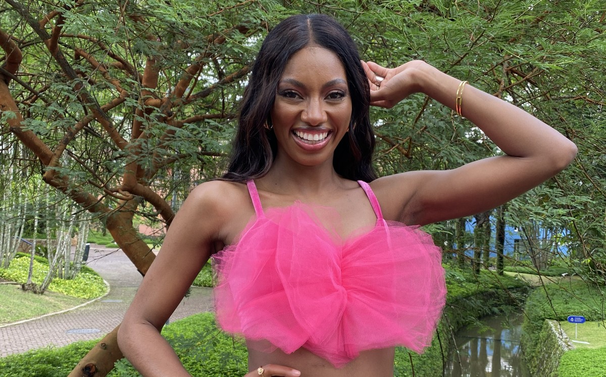 Tina, do BBB 23, recebe convite para Carnaval com Anitta e quer ser ...