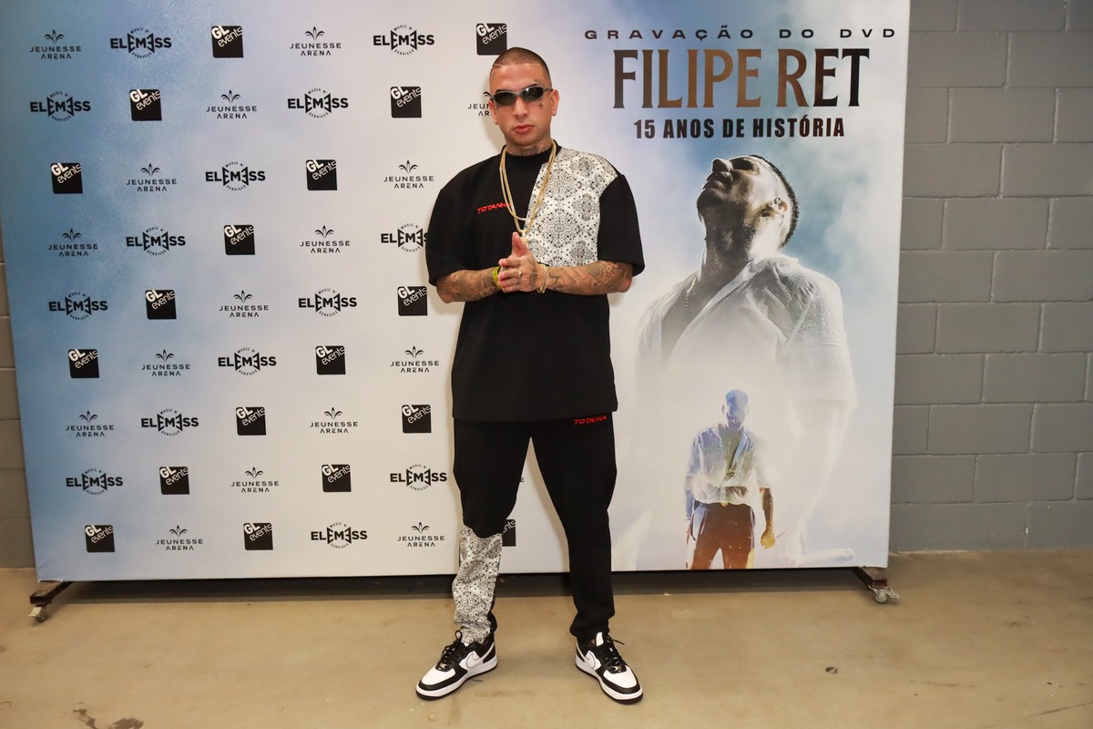 MC Guimê curte show de Filipe Ret | Famosos | gshow