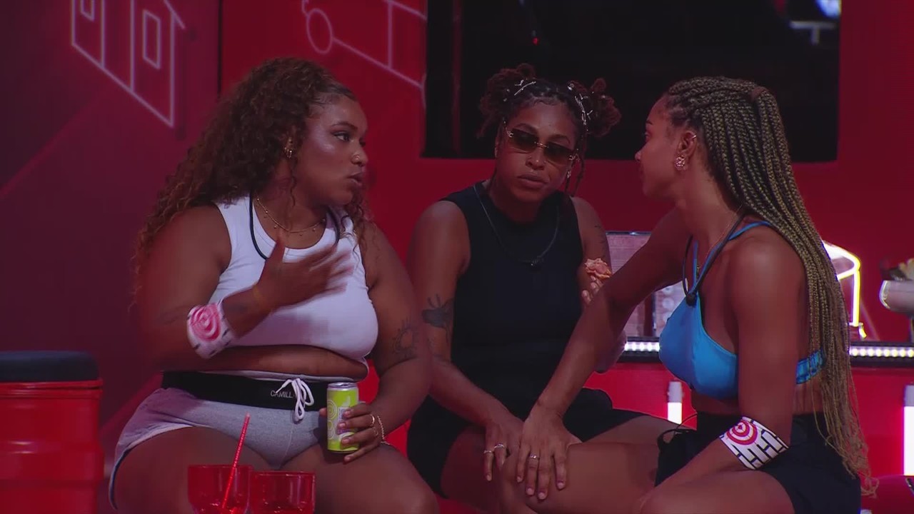 Camilla dispara sobre sister: 'Tinha que calar a boca'