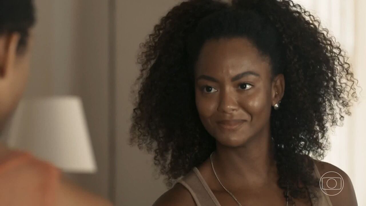 Renascer: João Pedro se encanta com a professora Lu; e as redes comentam