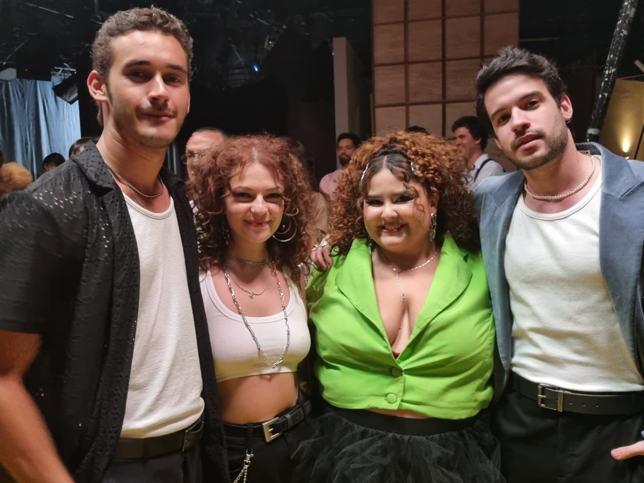 Elas por Elas: confira o lançamento da novela e os looks do elenco ...