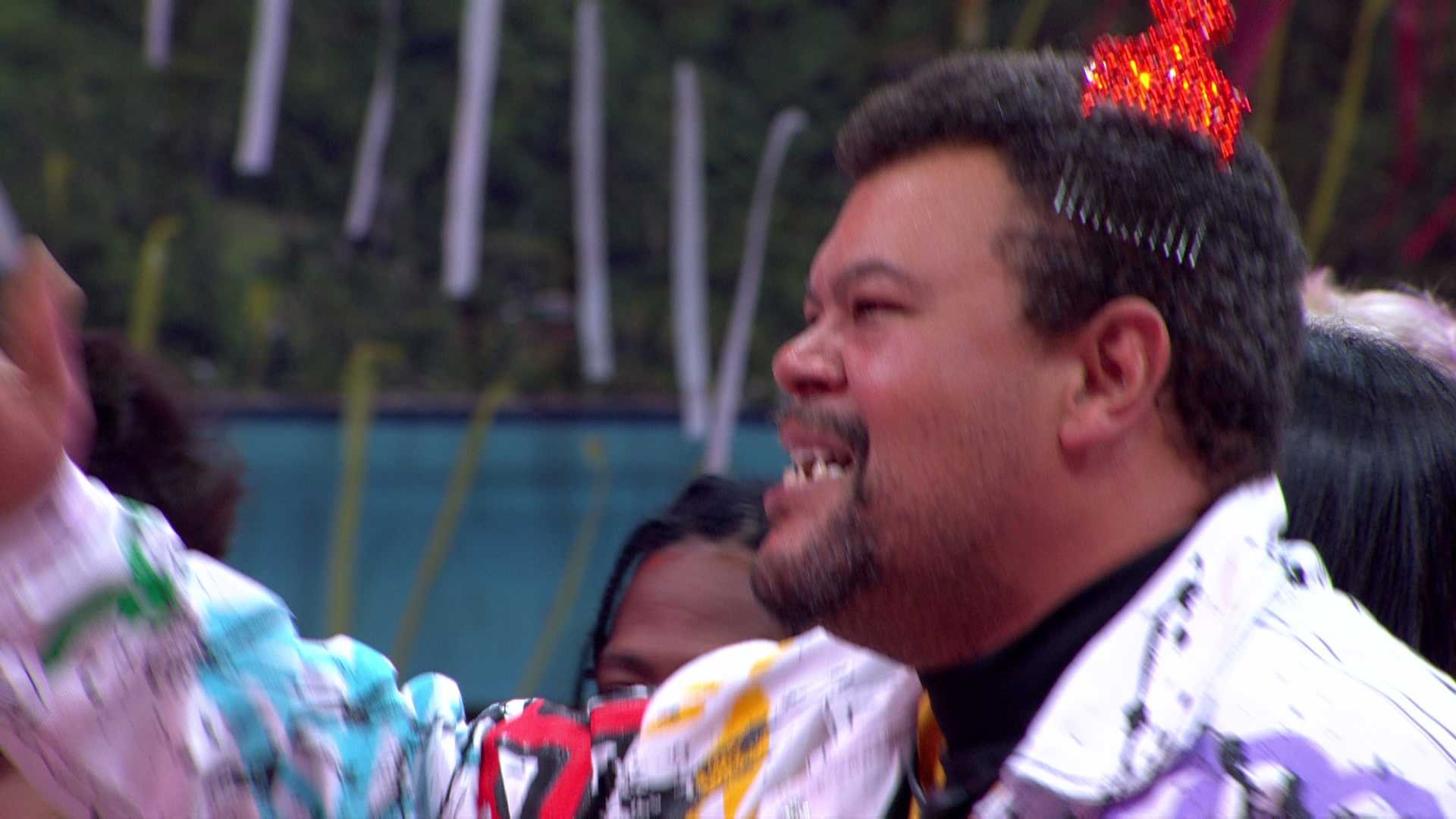 Babu Santana chora com música em sua homenagem em Festa do Líder do BBB ...