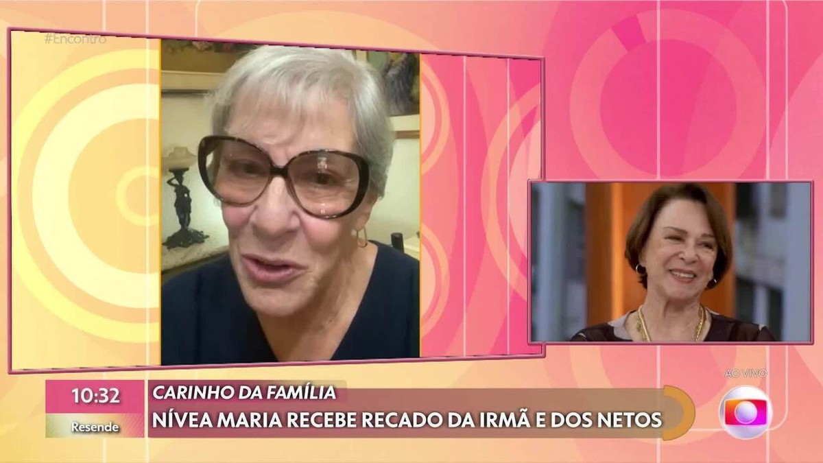 Nívea Maria chora ao vivo em dia de homenagens e fala sobre relação com ...
