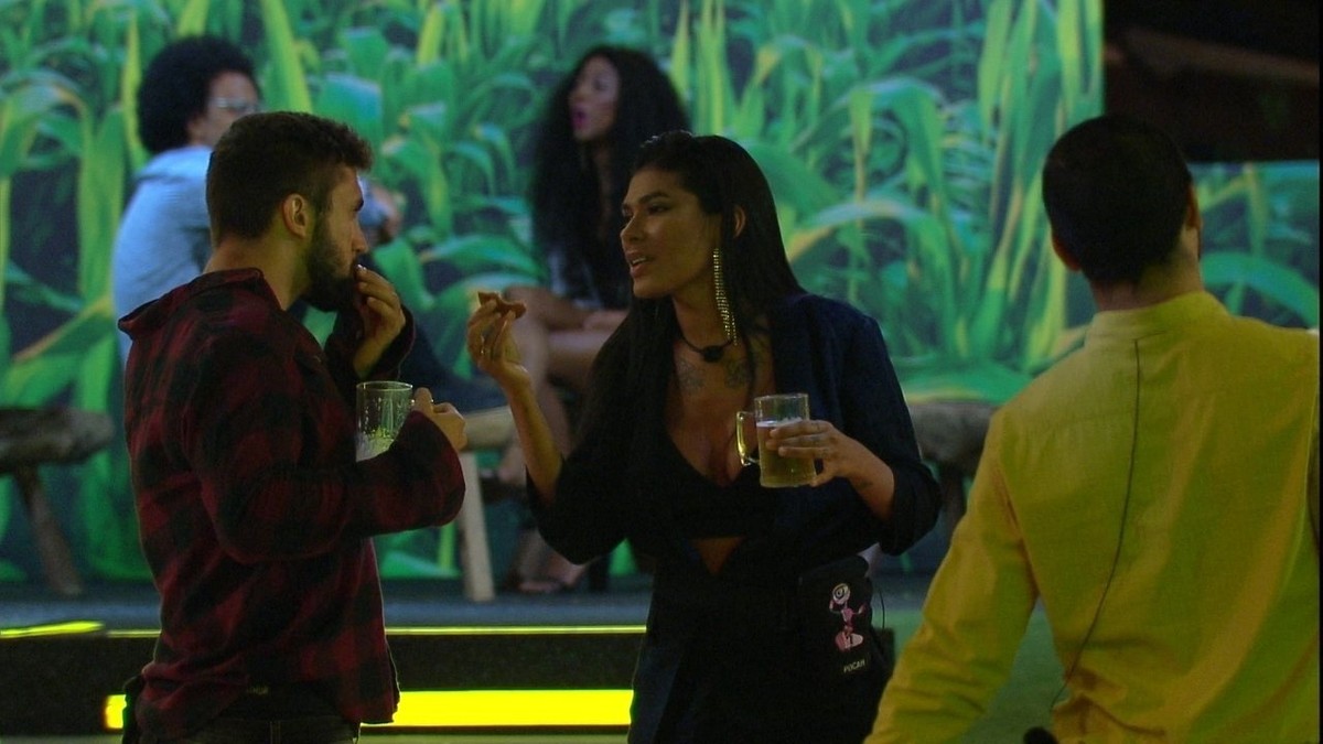 Pocah Especula Sobre Possível Paredão Falso De Thaís No Bbb21