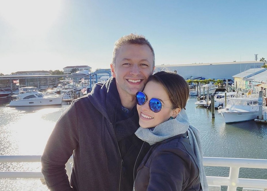 Sandy publica foto de viagem com Lucas Lima e recebe sugestão inusitada ...