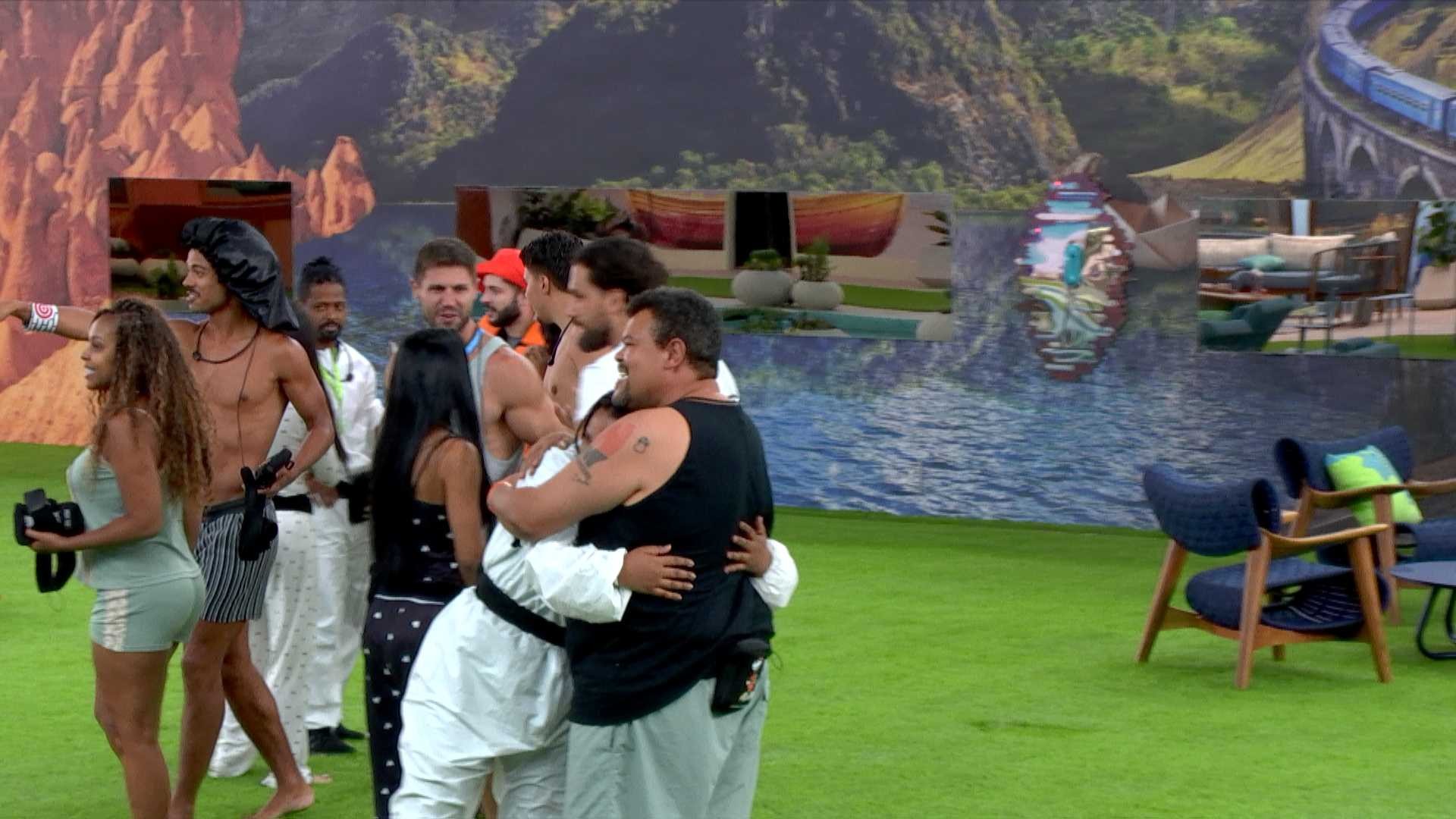 Novos participantes do BBB 26 entram na casa; confira o momento! | Gshow