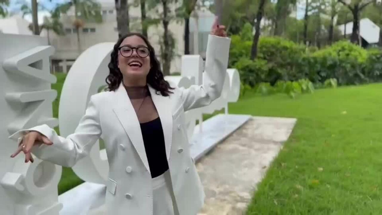 Samanta Alves é repórter especial do gshow no Melhores do Ano 2024 ...