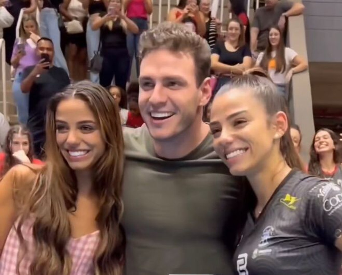 Key Alves reencontra irmã gêmea Keyt, após confinamento no BBB 23, e se ...