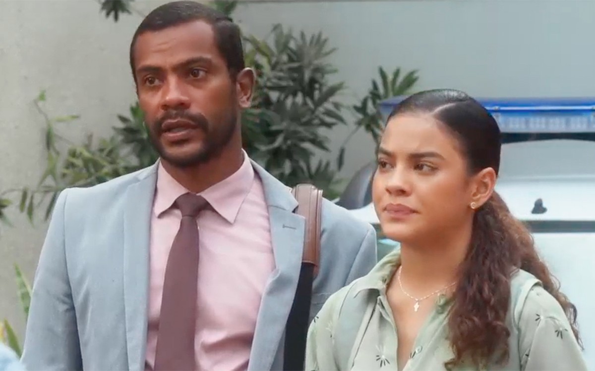 Em Vai na Fé, Jenifer tenta descobrir se Ben tem tatuagem igual a de Sol: ‘Sinto que é ele ...