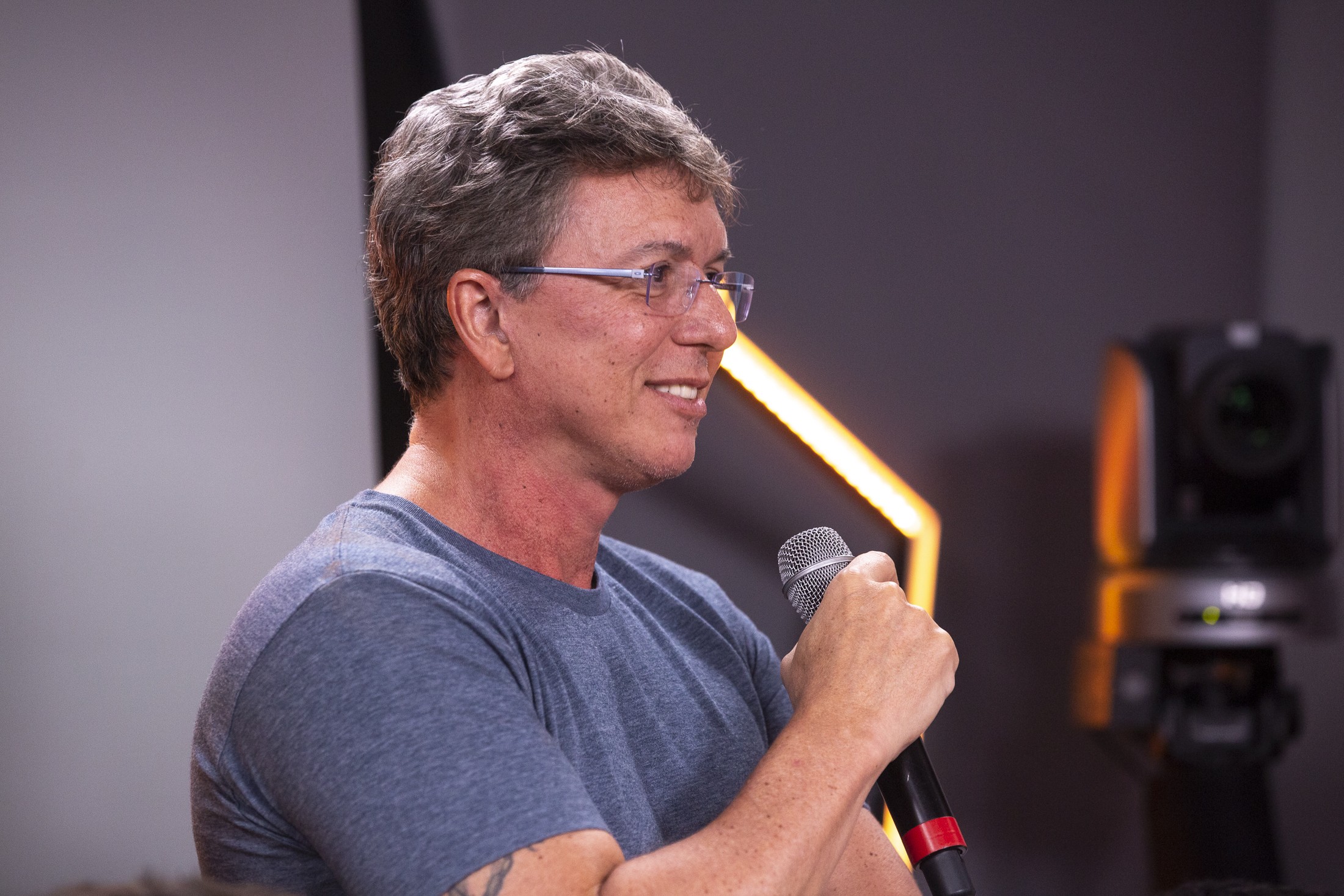 Boninho sobre estreia do BBB19: 'Participantes vão tomar uma bomba'