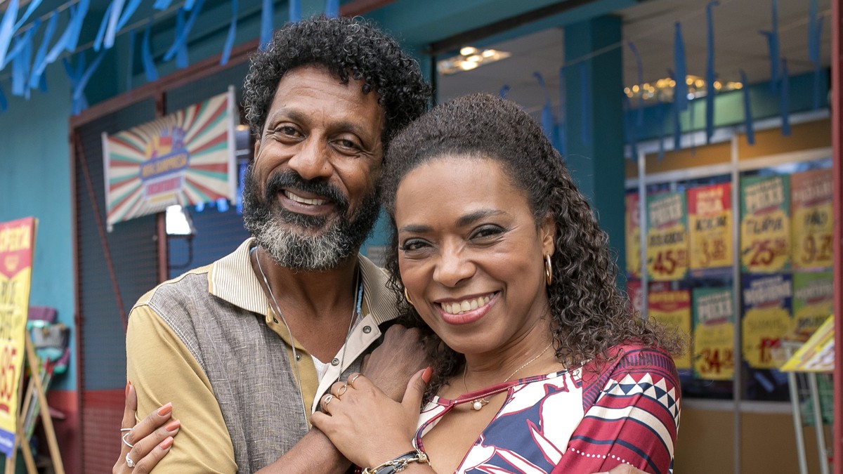 Encantado's estreia segunda temporada na TV Globo e elenco celebra ...