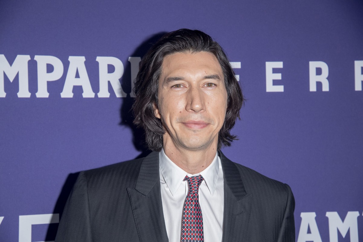 Adam Driver se irrita com pergunta sobre repetir papéis italianos ...