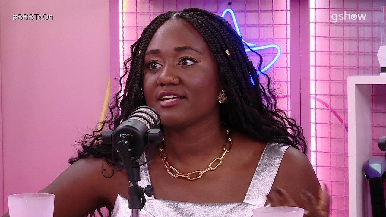 Sarah Aline detalha encontro com irmã de Ricardo e diz que ganhou presente