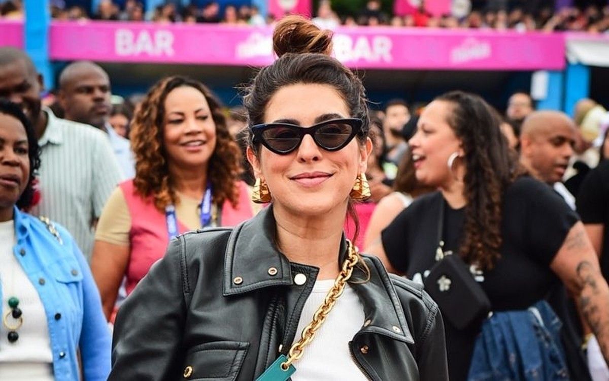 Fernanda Paes Leme deixa a barriguinha de grávida à mostra no show de ...