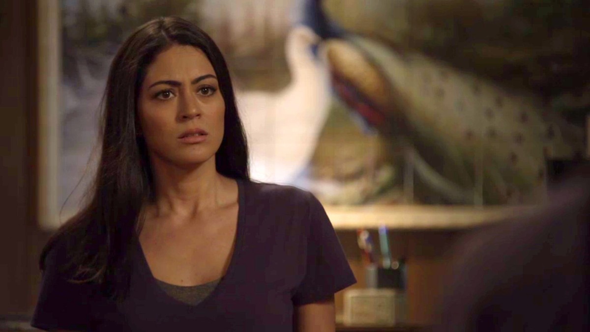 Waleska parte para cima de Miss Celine | vem por aí | gshow