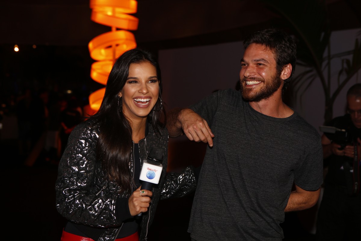 Mariana Rios vira repórter no Rock in Rio; veja entrevistas com famosos ...