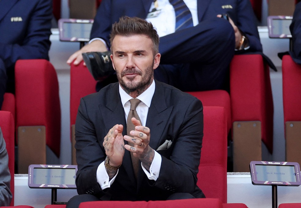 David Beckham Jogando Futebol Pela Inglaterra