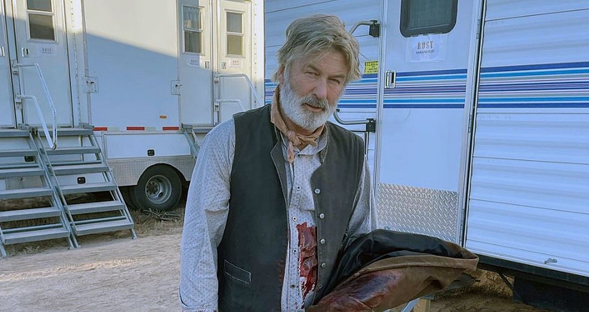 Ator de 'Rust' sai em defesa de Alec Baldwin após acusação de homicídio ...