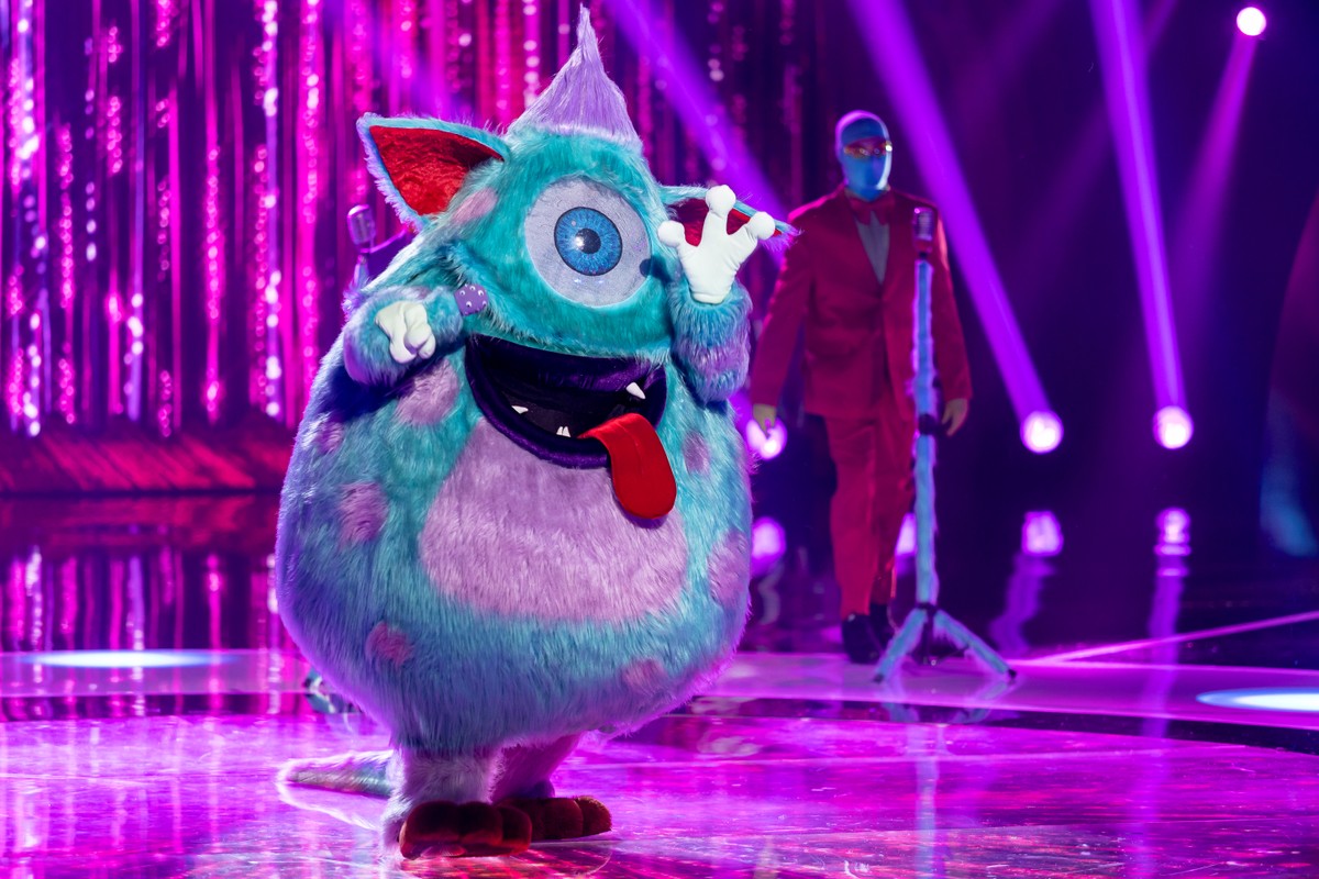 O Monstro do 'The Masked Singer Brasil' já foi vilão de novela e ...
