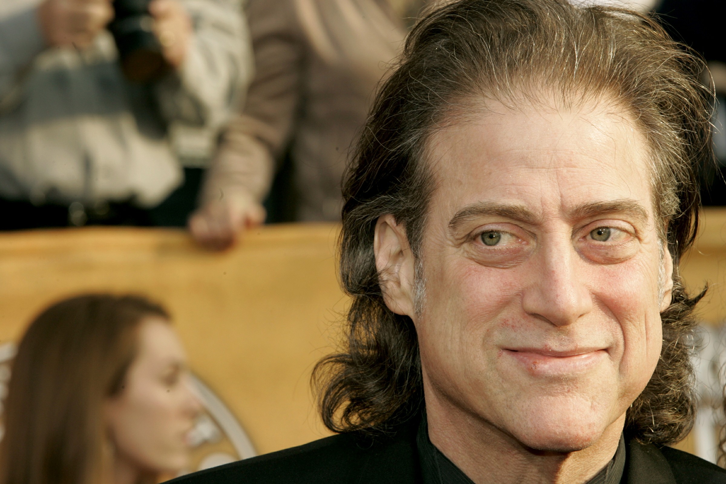 Richard Lewis Ator De Segura A Onda Morre Aos 76 Anos Gshow