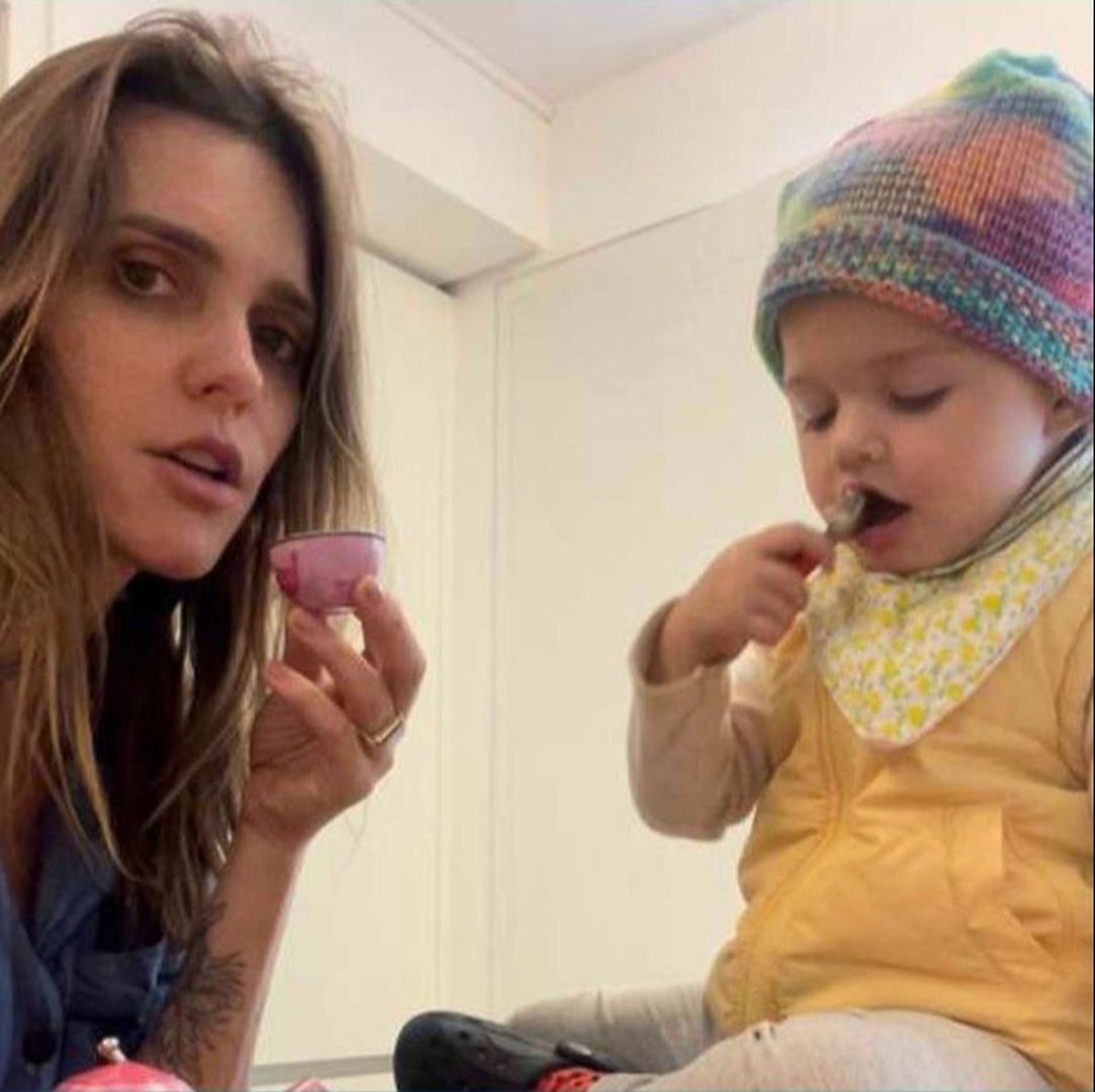 Fernanda Lima brinca com a filha e encanta a web: 'Hora do chá com ...