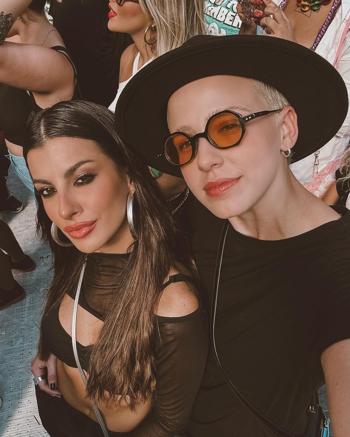 Após clique juntas, Marcella Rica nega romance com Nah Cardoso ...