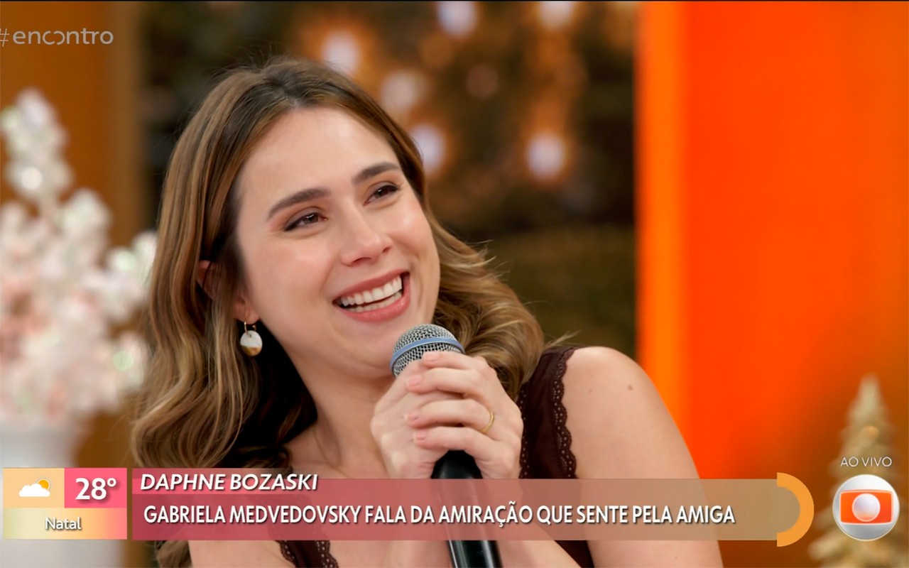 Daphne Bozaski celebra amizade com Gabriela Medvedovsky no Encontro ...
