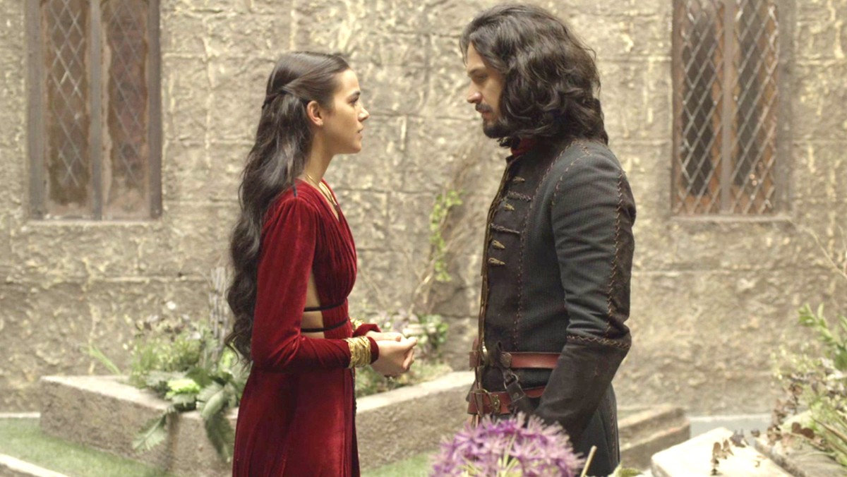 Catarina cai no plano de Afonso | Deus Salve o Rei | gshow